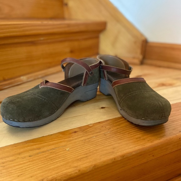 Dansko | Shoes | Dansko Green Suede Mary Jane Clogs With Leather Straps ...